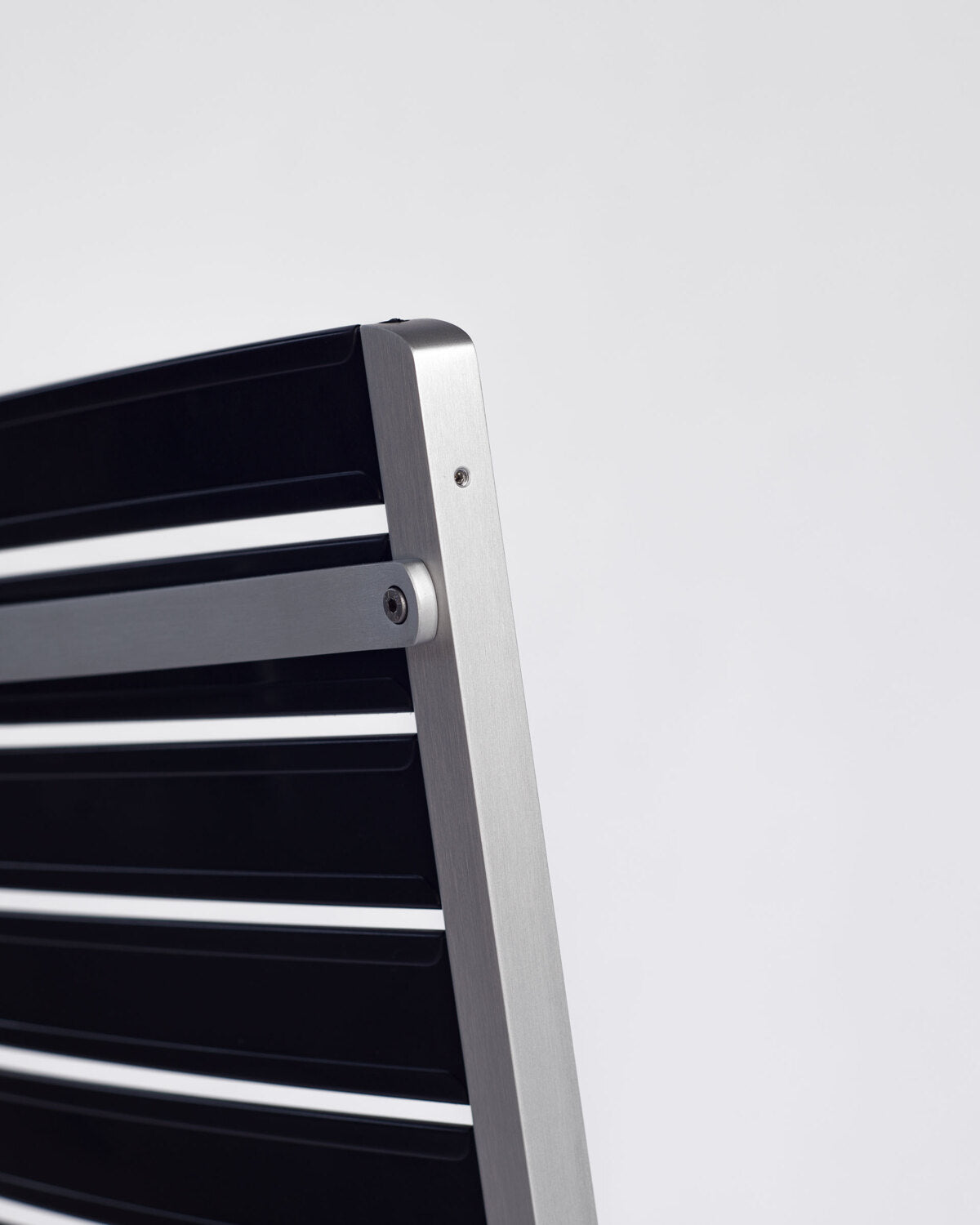 Elox Chair with Armrests - Lehni – industrialkonzept