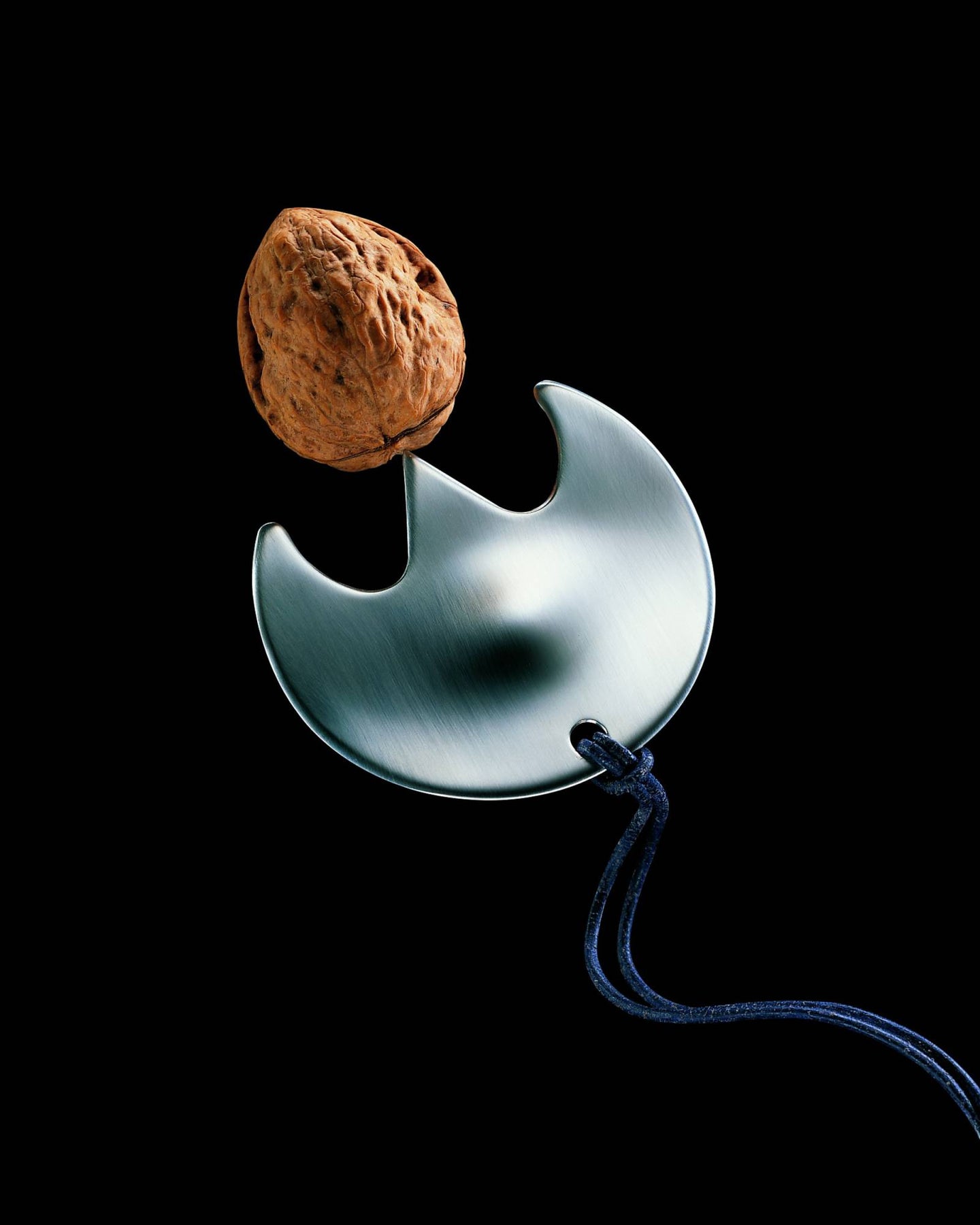 Pico Walnut Opener - Mono – industrialkonzept