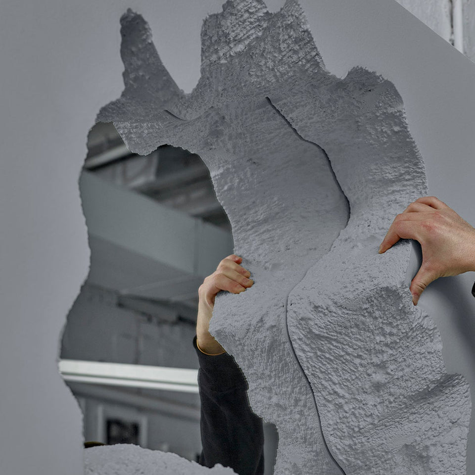 Broken Mirror - Gufram – industrialkonzept